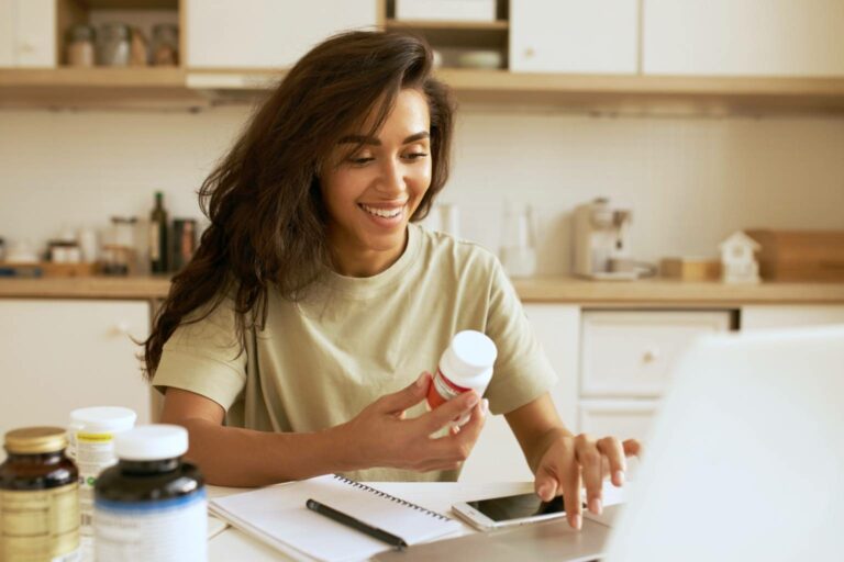 Tips on Choosing the Right Supplements | VitaHealth SG